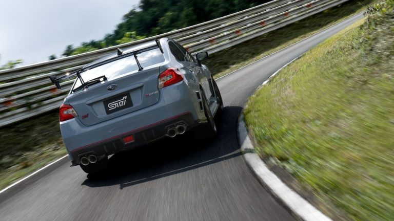 S208（スバル WRX STIのコンプリートカー）について（特別装備、バランスされたエンジン、カーボンパーツなど）