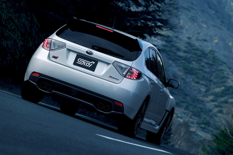 R205について（最強のロードゴーイングカー、専用チューニングされたEJ20、専用開発タイヤ、特別装備など）